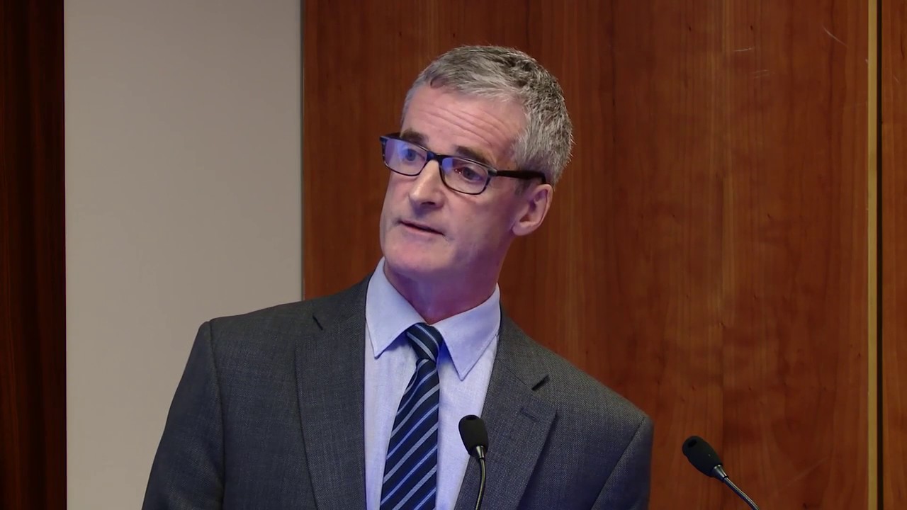 Introduction by David Weakliam (HSE; ESTHER Ireland) at the 1st ESTHER ...