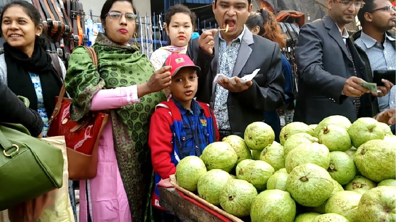 Tasty Twesty Street Fruits Masala Guava Pyara Bengali Favorite Snack ...