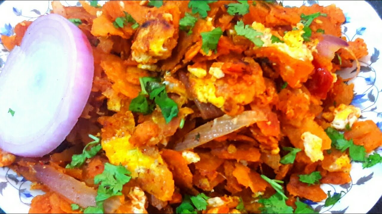 CHILLI CHAPATHI RECIPE/how to make chilli chapathi. - YouTube