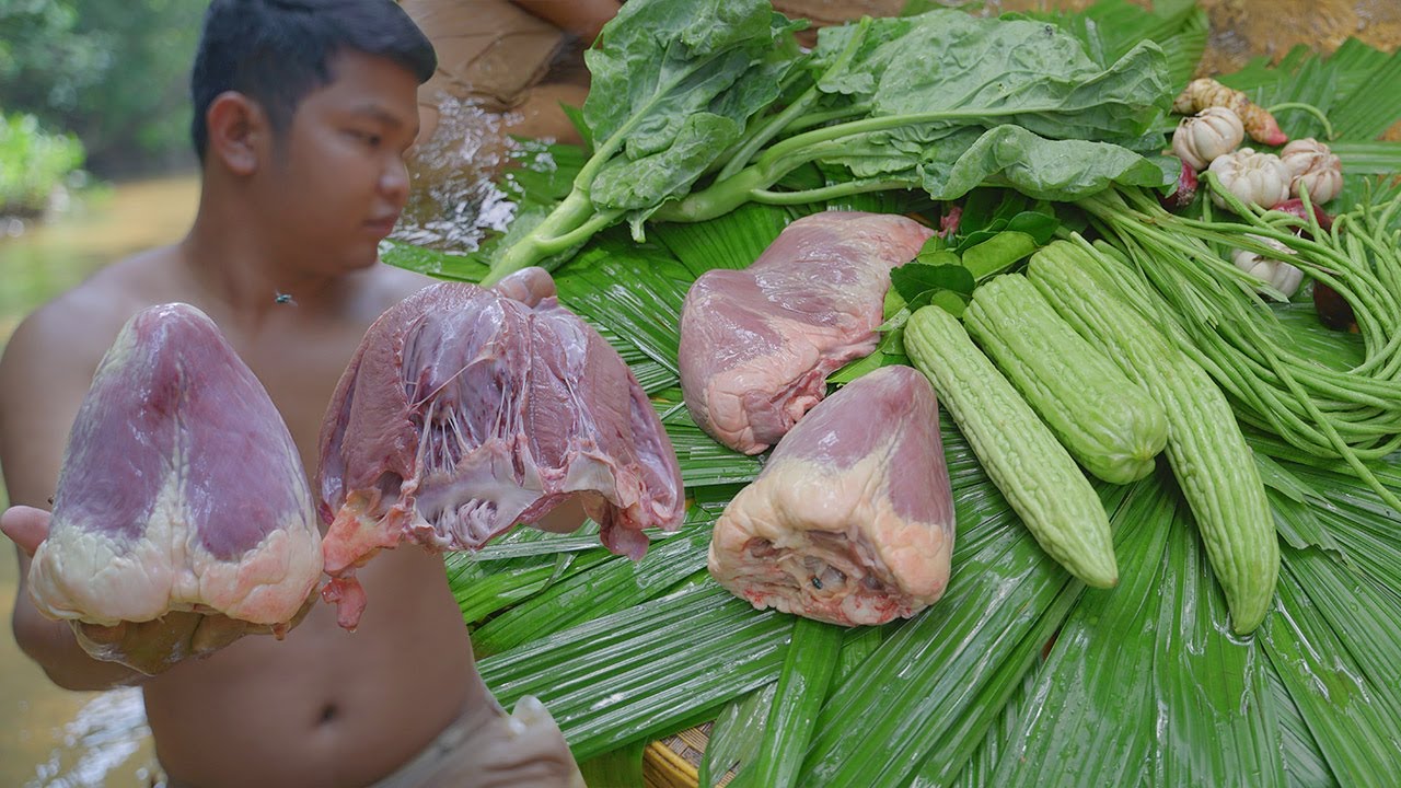 Best Cook Cow Heart Recipe to Survival 😲 - YouTube