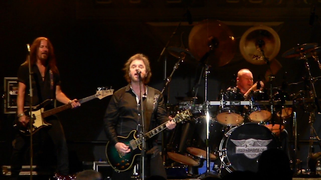 .38 Special performs Good Tmes (INXS Jimmy Barnes cover) Sat 9-16-17 ...