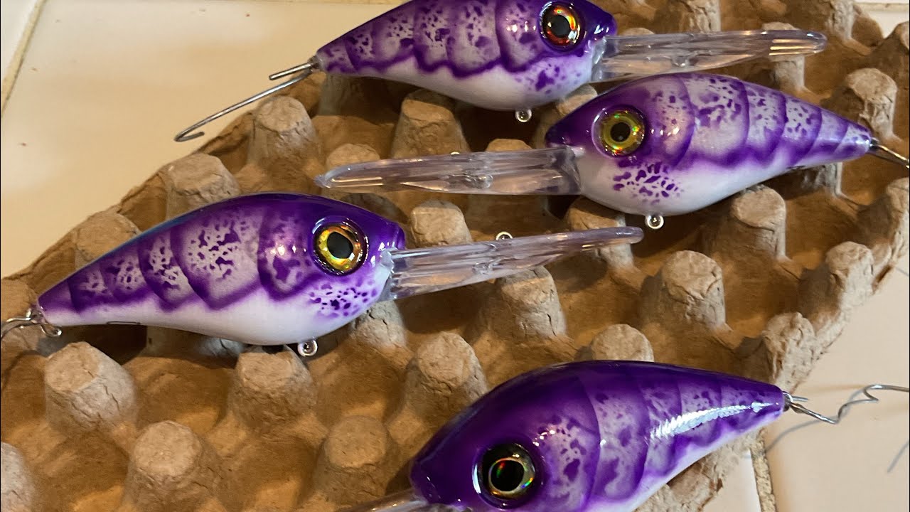 Violet craw #lurepainting #airbrushpaint #fishing #luremaking #lures # ...