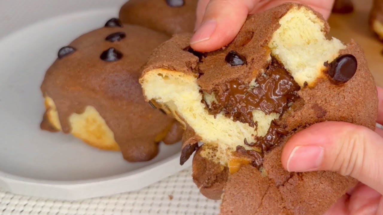 Super Easy & Delicious Chocolate Bun - Simple & Delicious! - YouTube