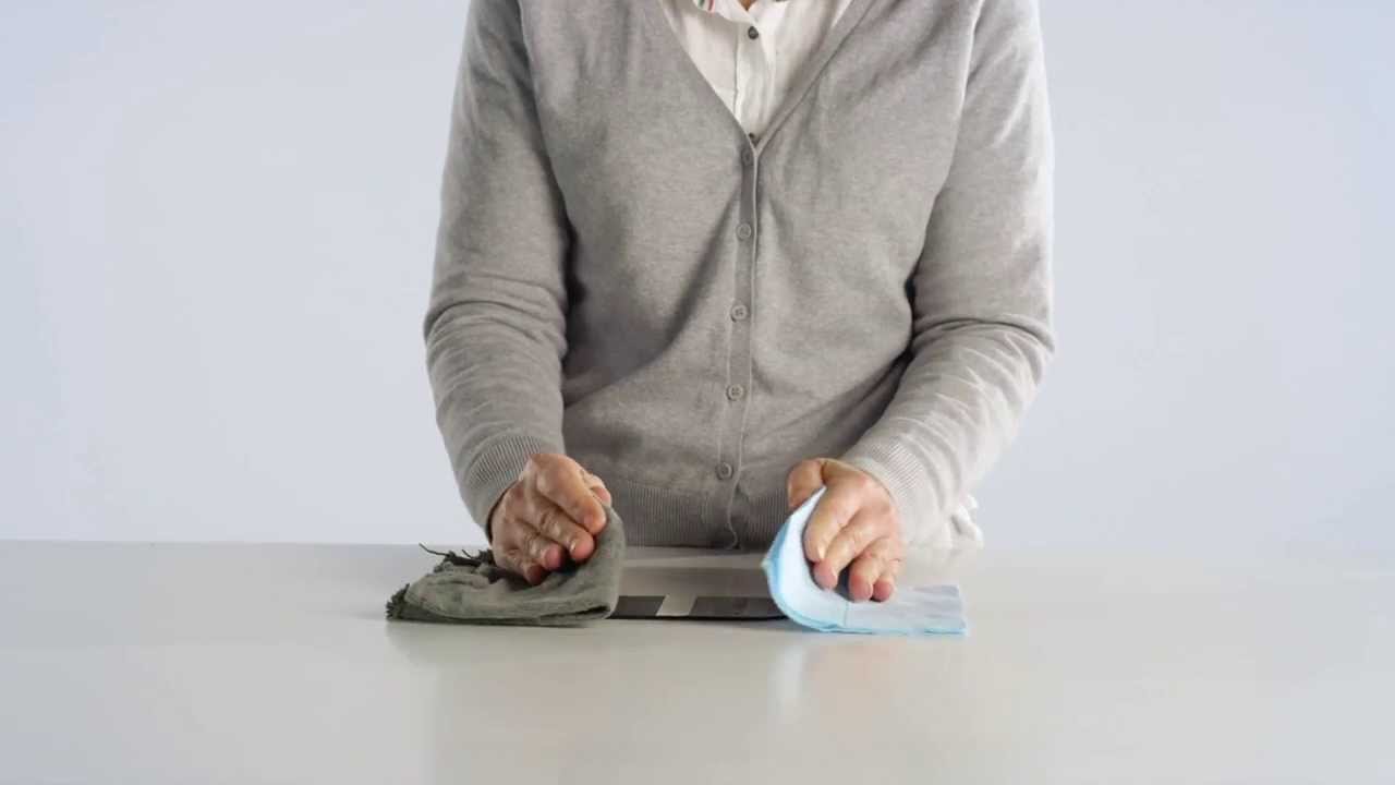 Tork - Low Lint Wipers & Cloths - YouTube