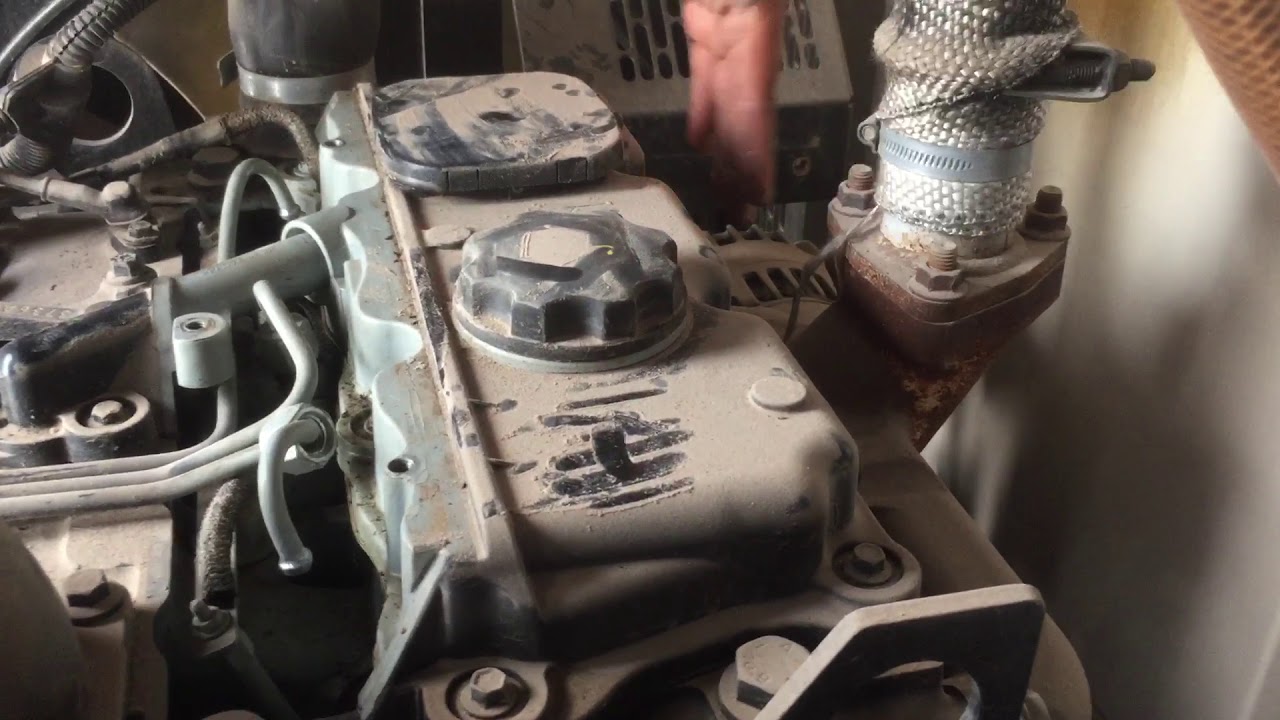 Diagnostico Humo motor Perkins - YouTube