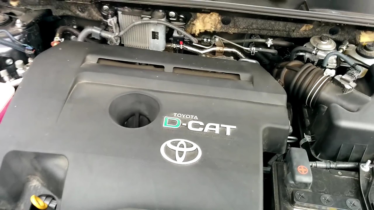 Toyota Rav4 2010 2.2 D-CAT engine start - YouTube