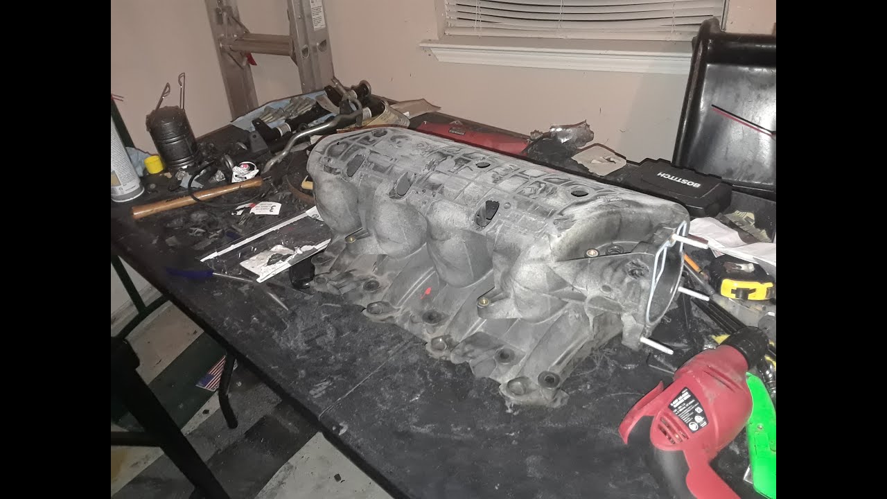 LS4-LQ4 Intake Swap Step 2 - YouTube