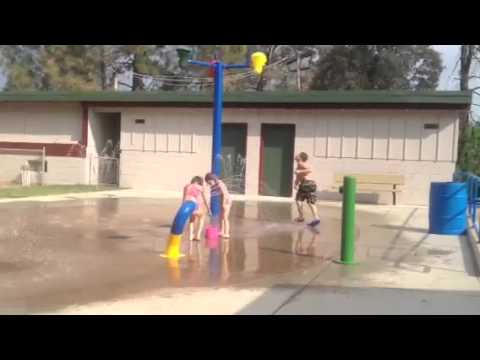 Colfax, Ca Splash Park - YouTube