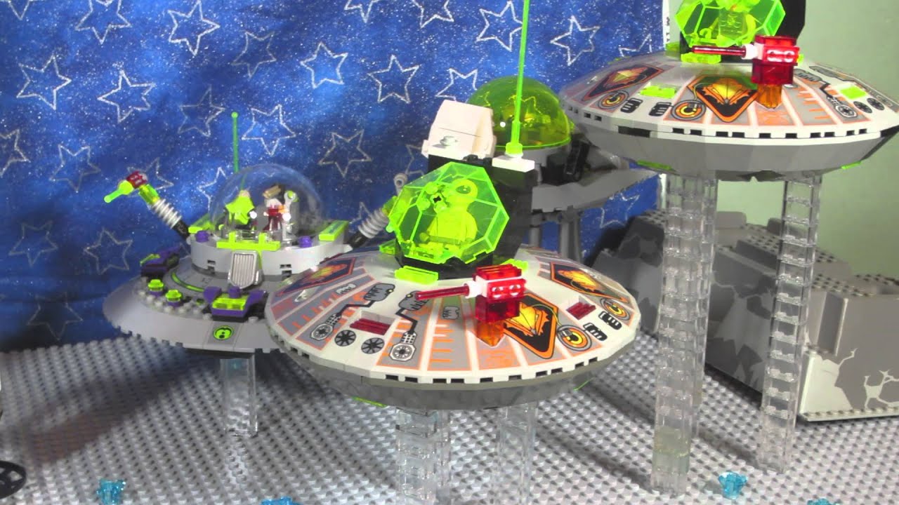 MVI 0710 Maryville Lego City, Dec 10, 2015, Space Alien Planet - YouTube