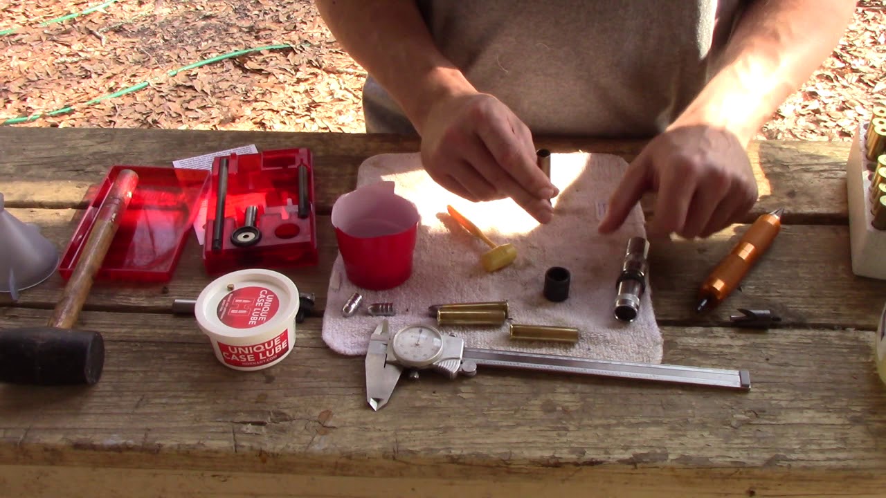 Lee Classic Loader 45 70 - YouTube