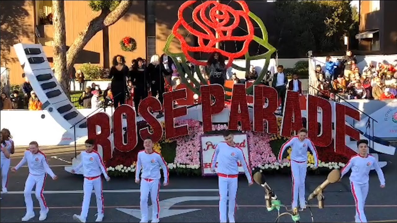 RoseBowl Parade 2019 Performance with my family (Tyler, Josh & Jett ...