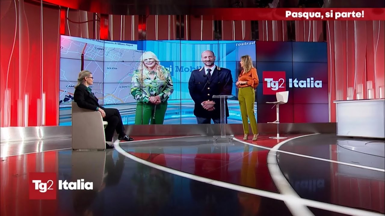 ALESSANDRA CANALE TG2 ITALIA CON MARZIA RONCACCI 7 aprile 2023 - YouTube