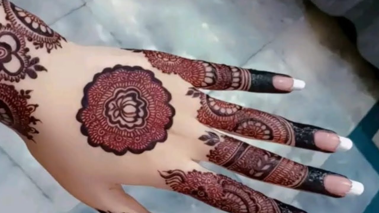 Stylish back hand mother's day mehndi design | new mother's day mehndi ...