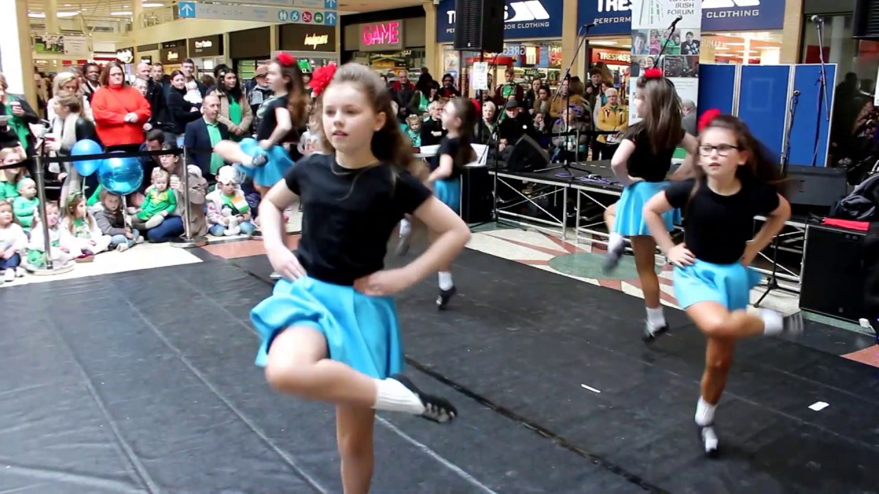 The Walshe Academy of Irish Dancing - St Patrick's Festival 2019 - YouTube
