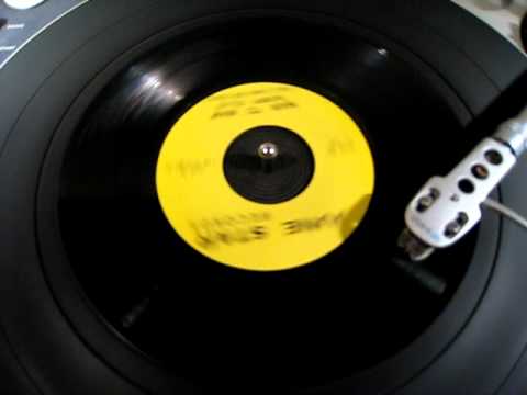 Bobby Ellis & June All Stars - Man To Mam - Reggae - YouTube