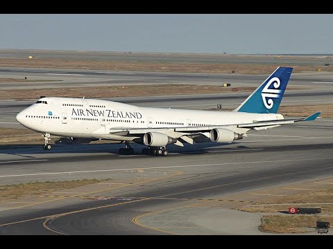 BIG PLANES LANDING AND TAKEOFF - YouTube