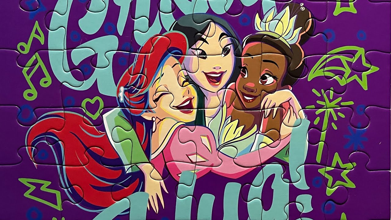 Disney Princess Group Hug 🧩 - YouTube