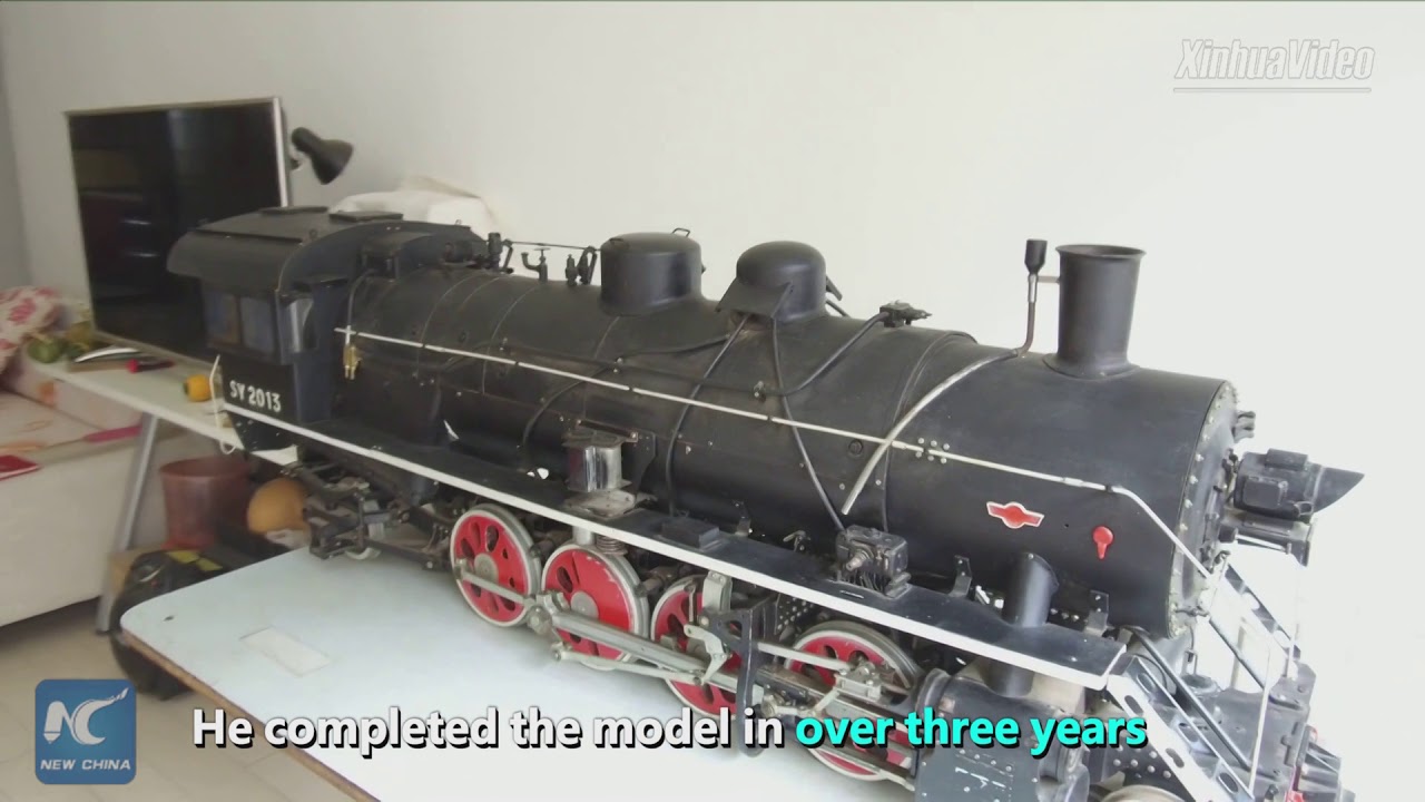 Here comes home-made steam locomotive model - YouTube