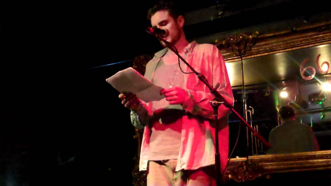 Sam Mead reads Birds at Storytails - YouTube