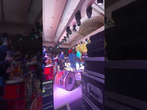FERHAT GÖÇER - GÖTÜR BENİ GİTTİĞİN YERE CANLI PERFORMANS