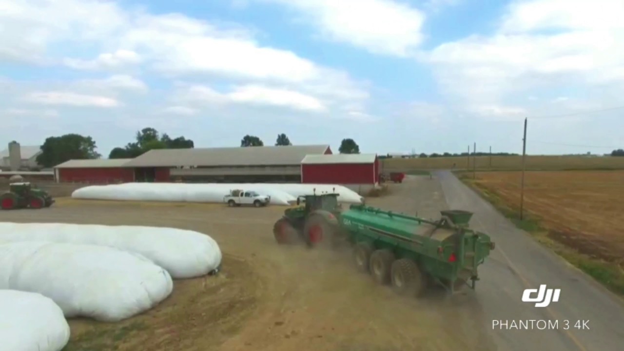 Custom manure hauling 2017 - YouTube