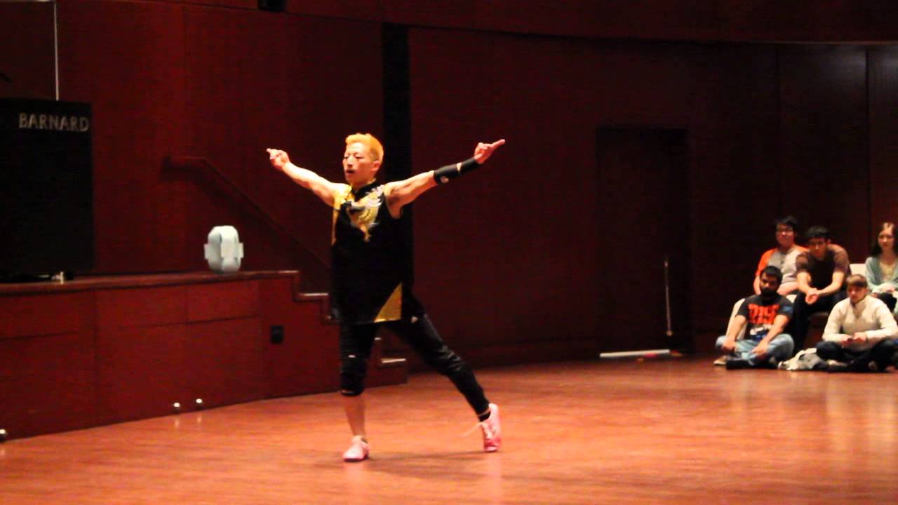 Columbia Wushu Spring Demo 2015 - Tim Wang, CQ - YouTube