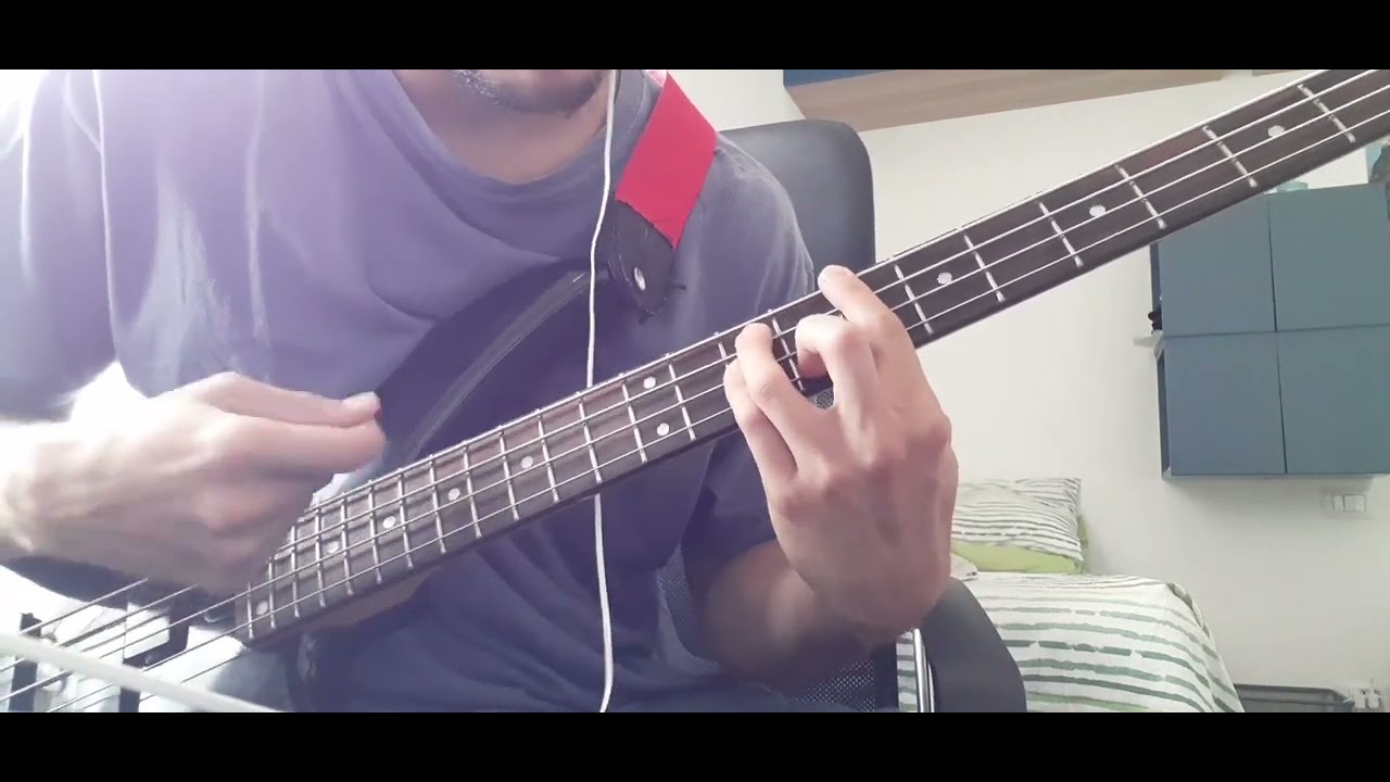 New strings are inspiring me to make new riffs - YouTube