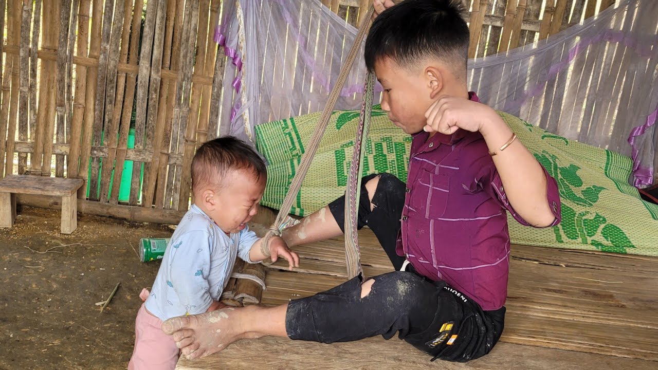 It is very pitiful for two orphan boys living without parents. - YouTube