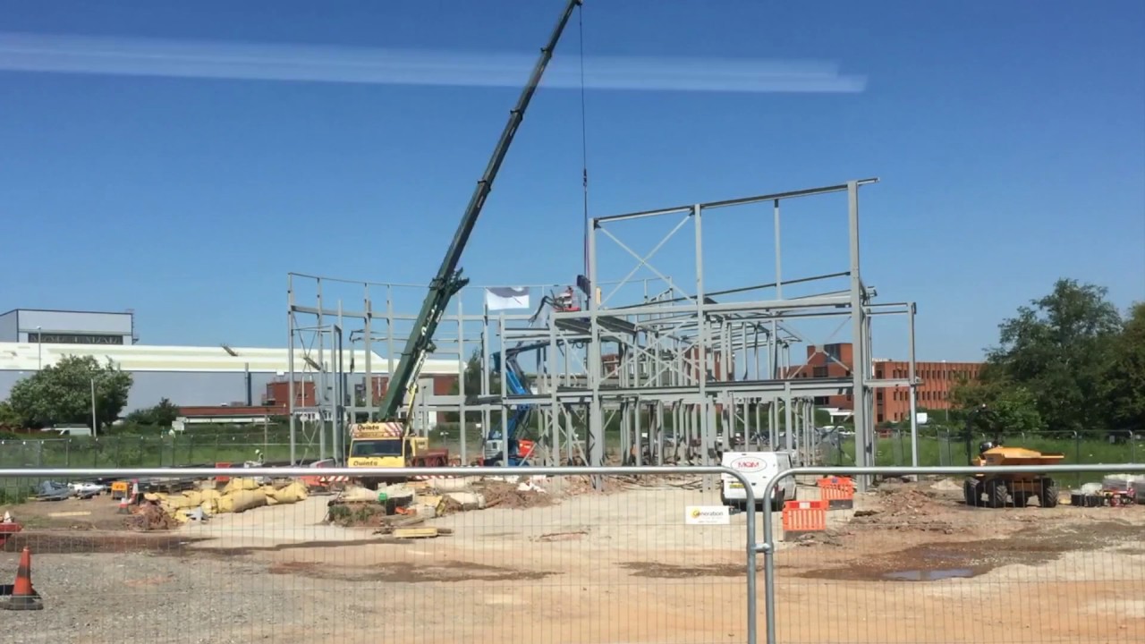 WBC New Build: The Steels - four weeks in two minutes - YouTube