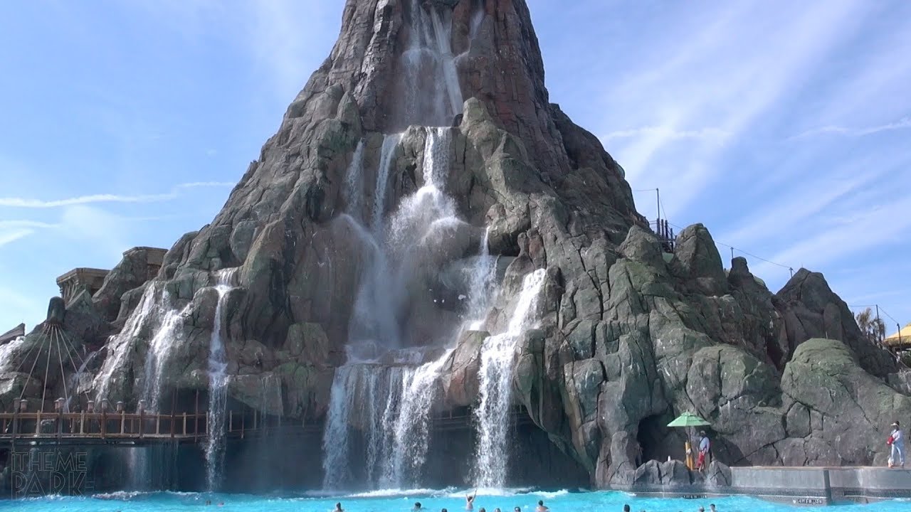 Universal Volcano Bay Water Theme Park 2020 Tour and Overview ...