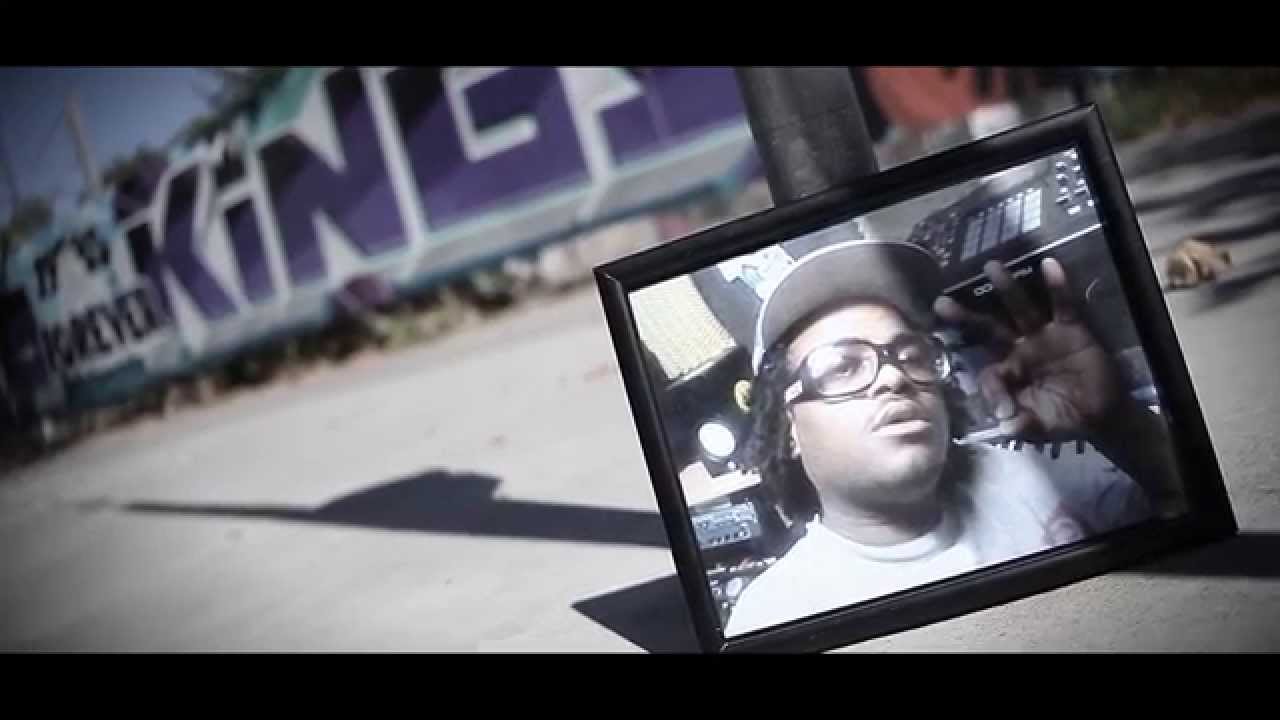 Bitches & Money "Official Video" Tony Papers feat MackrdSlim - YouTube