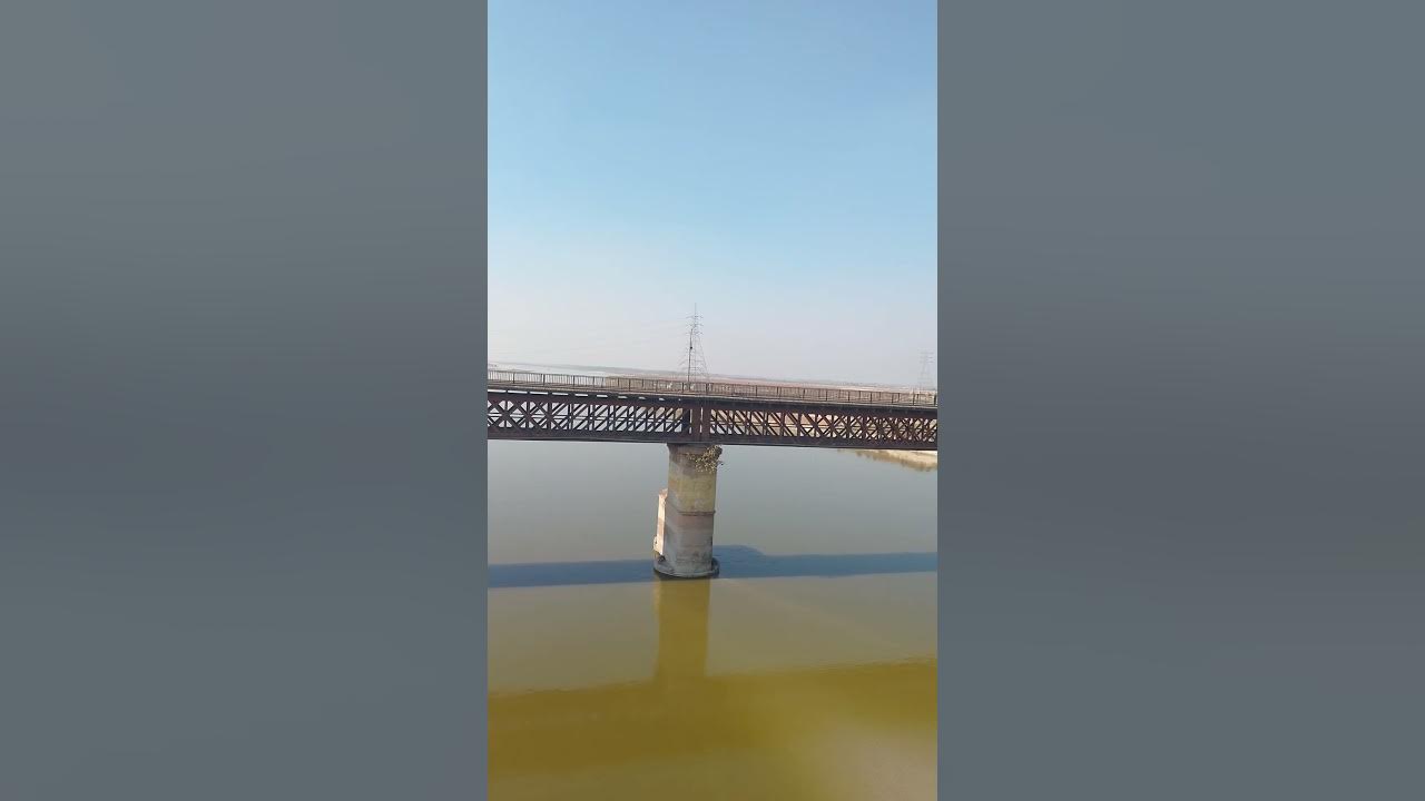 Collapse bridge - YouTube