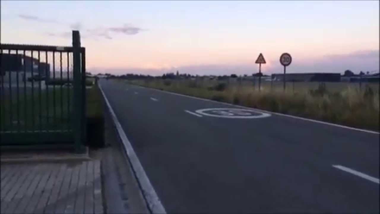 95cc zip sp @ airport - YouTube