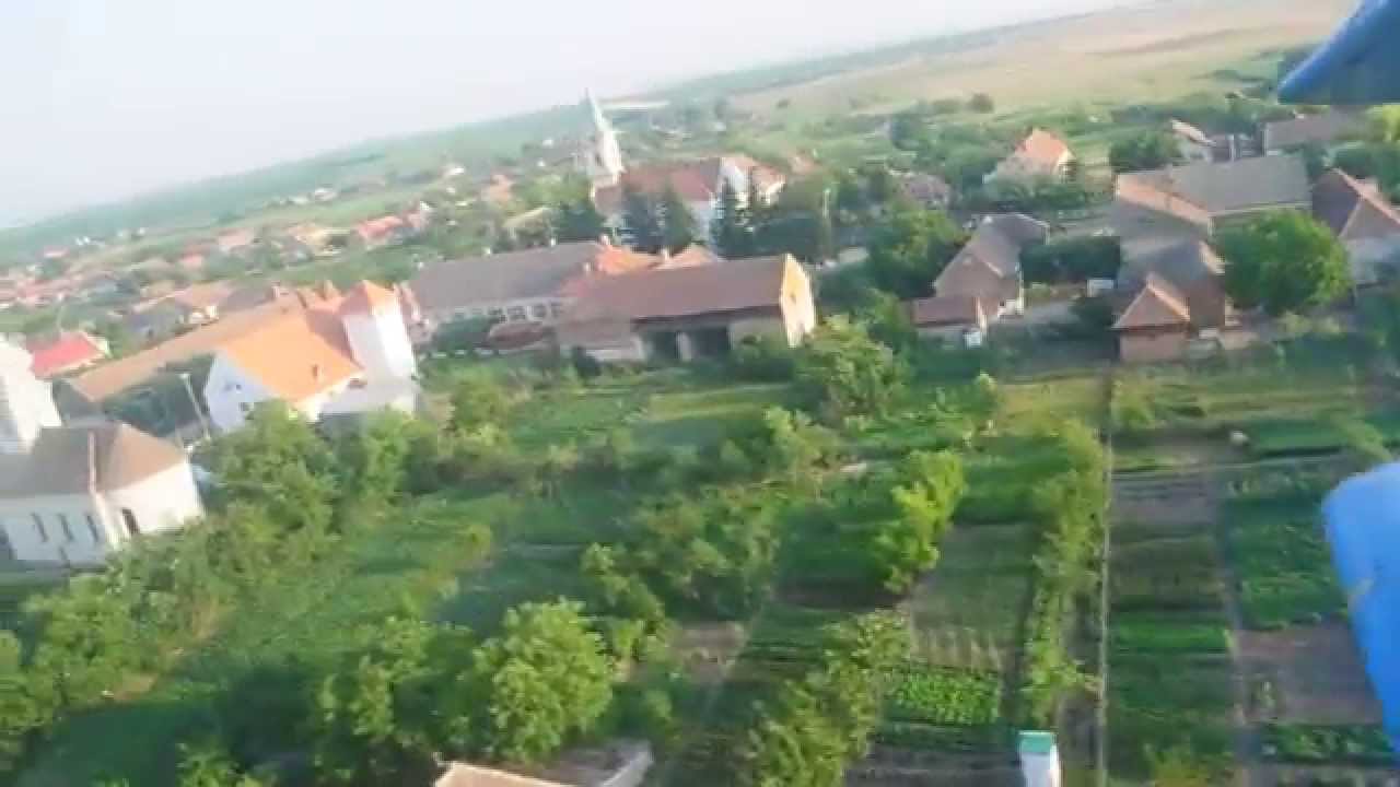 SATCHINEZ DIN AVION - YouTube