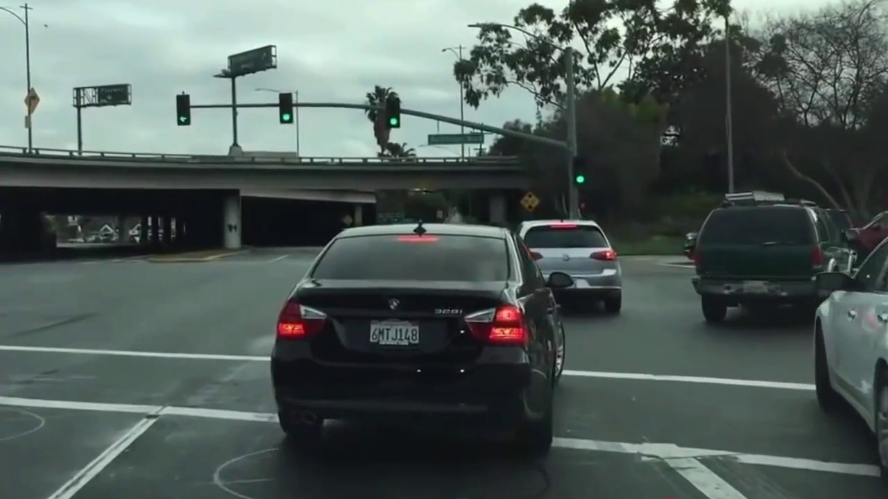 2016 VOLKSWAGEN GOLF 7 CRASH IN LOS ANGELES - YouTube