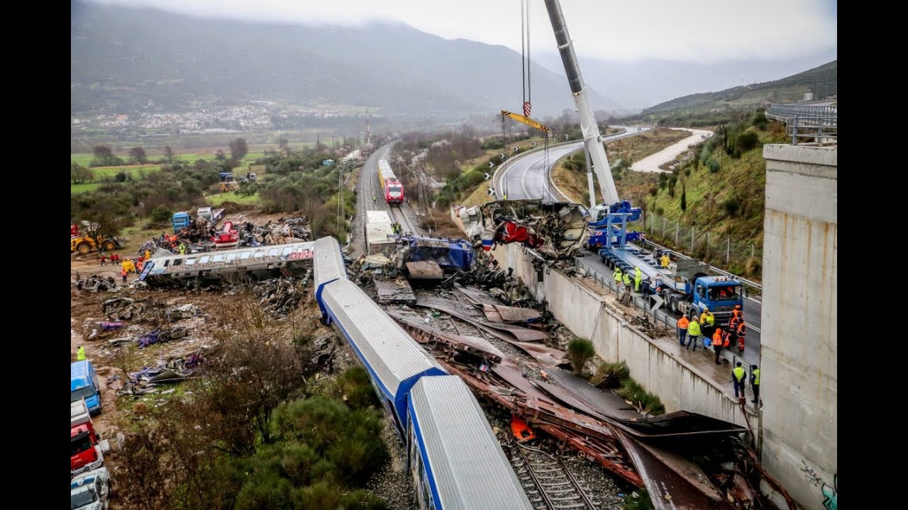 Χιλιάδες Έλληνες στις συγκεντρώσεις για τα Τέμπη! - YouTube