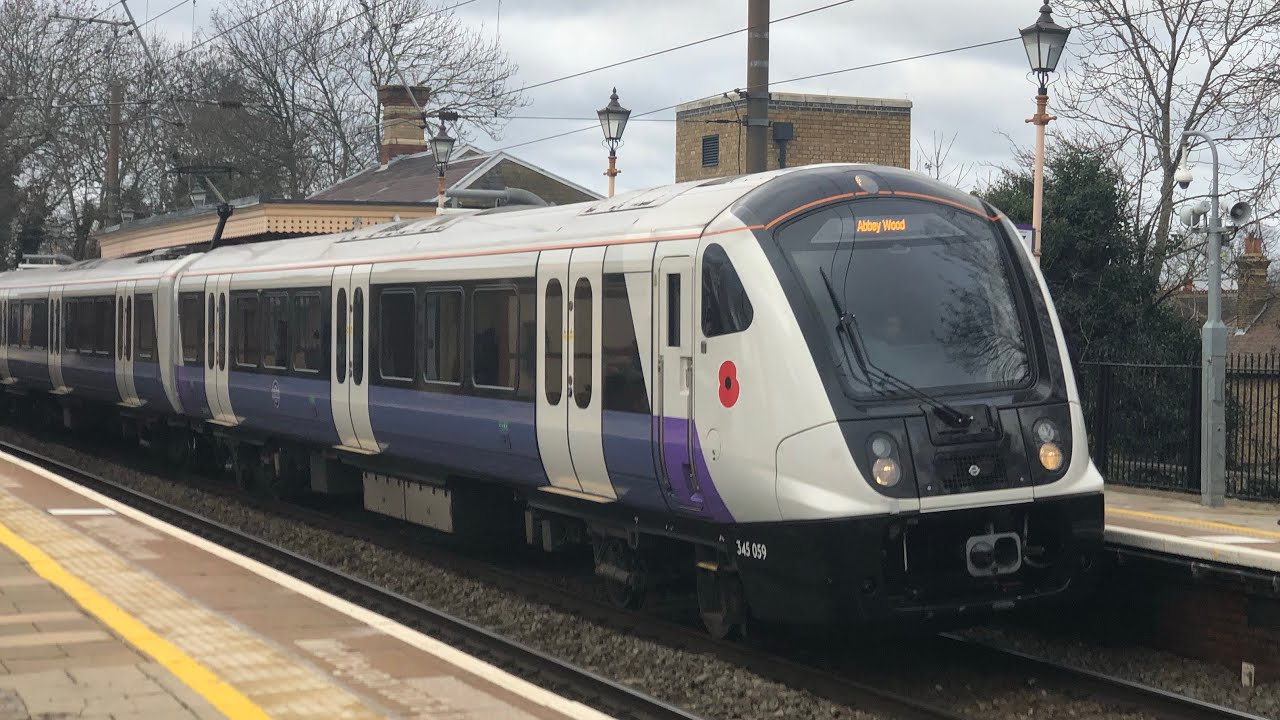 Elizabeth line Class 345 tilting - YouTube