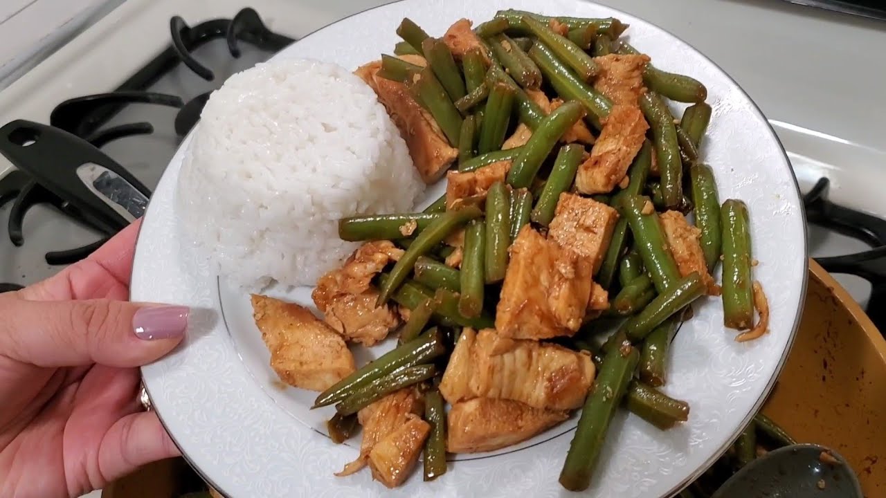 PECHUGA DE POLLO CON EJOTES #CocinandoconFranciscoyMary - YouTube