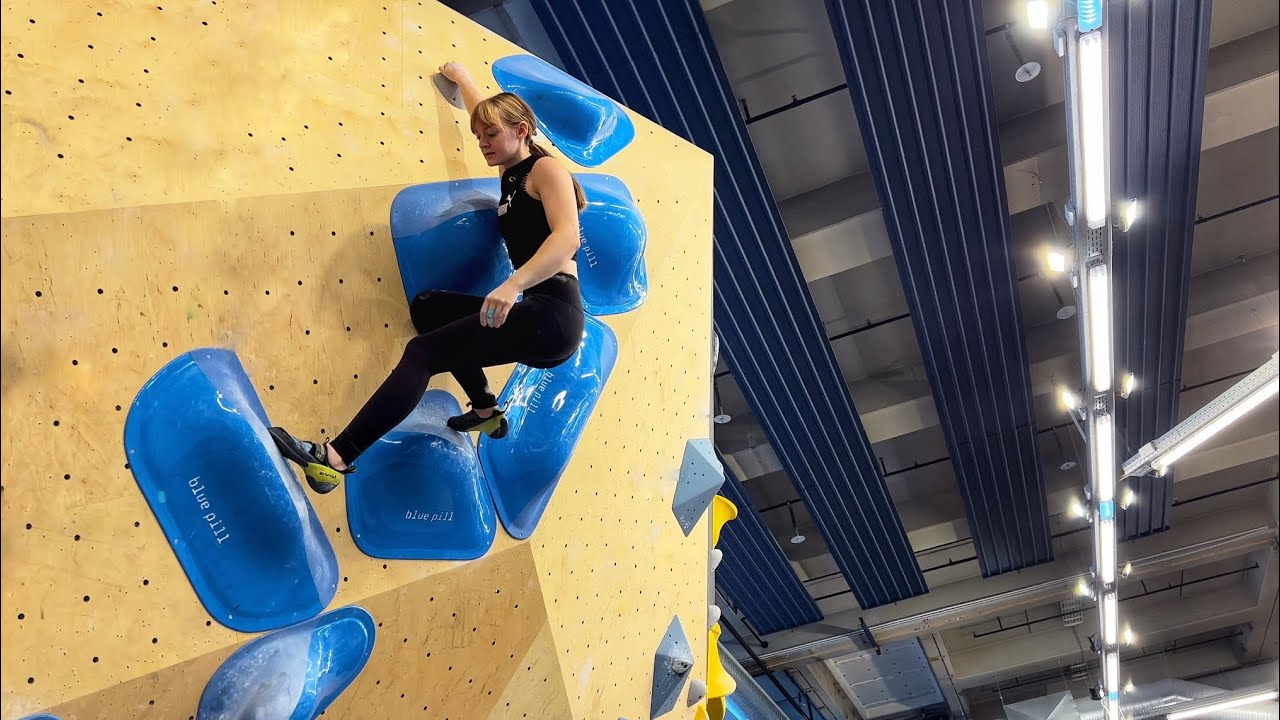 Madison Richardson vs. ELEMENT Boulders - Kassel - YouTube