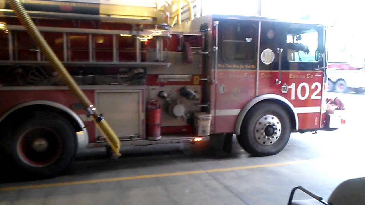 Chicago Fire Department: E102 and T25 Responding - YouTube