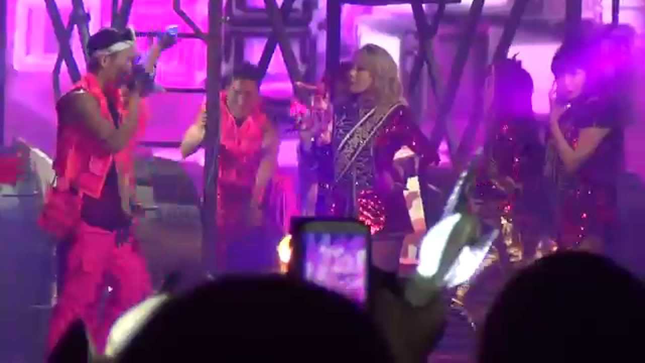 [HD] 140517 2ne1 - Pretty Boy @ AON Manila MOA Arena - YouTube