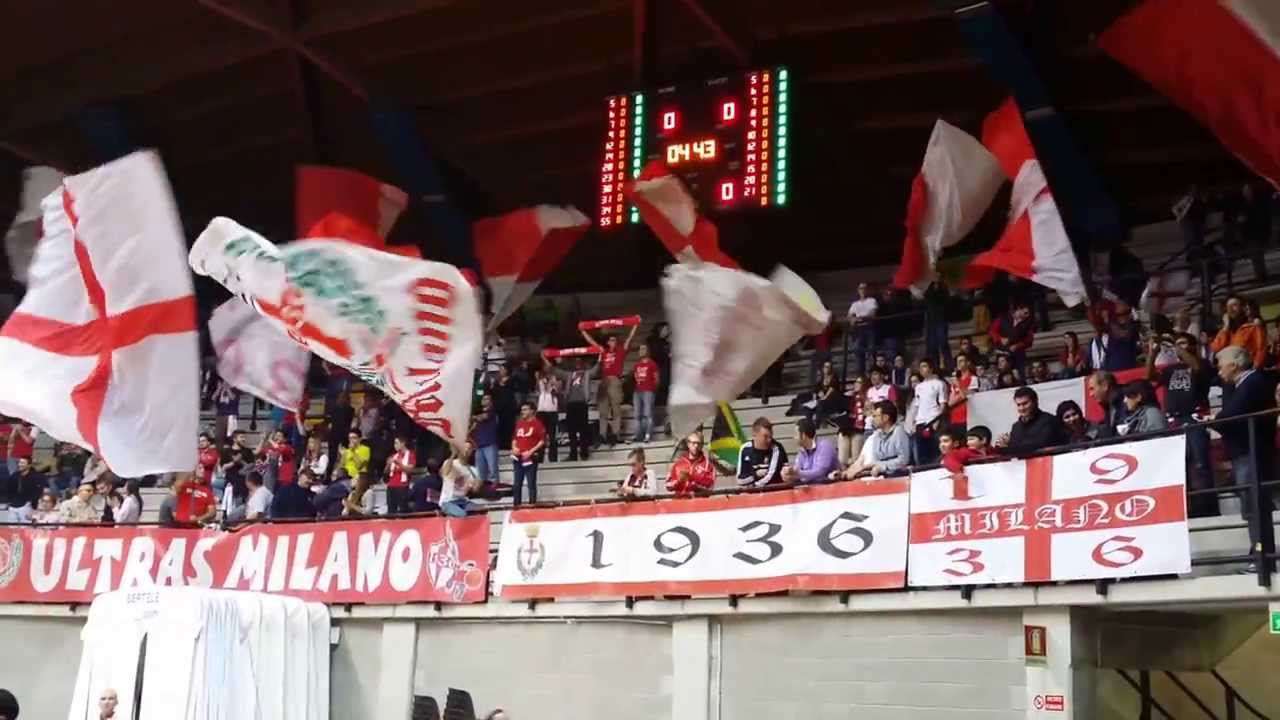 ULTRAS MILANO | Milano-Montegranaro - YouTube
