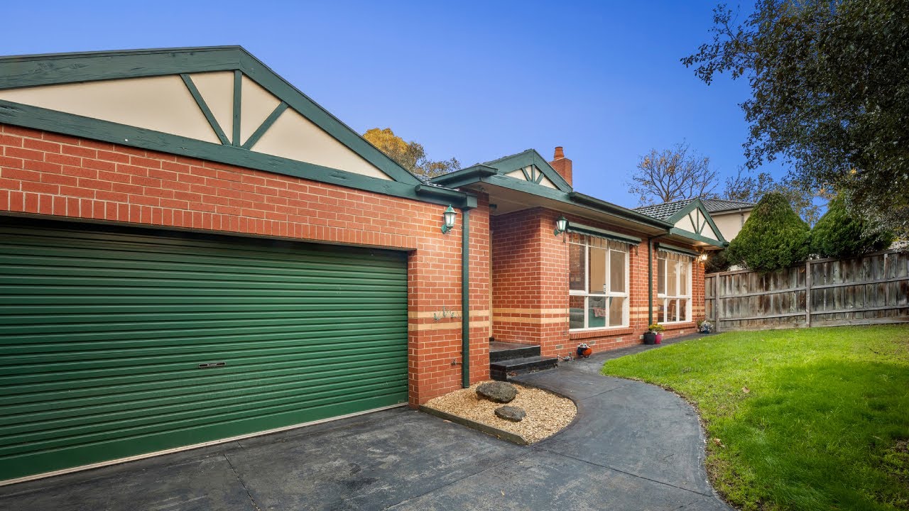 FOR SALE | 4A Springvale Rd, Glen Waverley - YouTube