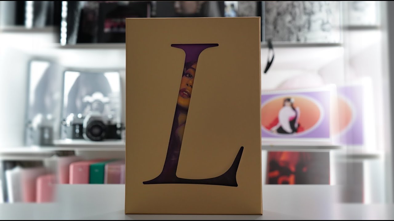 UNBOXING LISA - FIRST SINGLE ALBUM LALISA (GOLD & RARE CARD Ver.) - YouTube