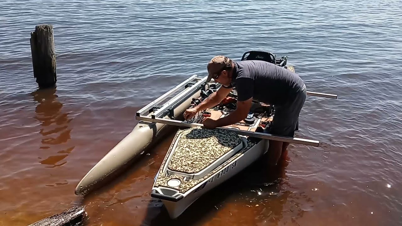 Expandacraft Outrigger On a Hobie - Customer Video 1 - YouTube