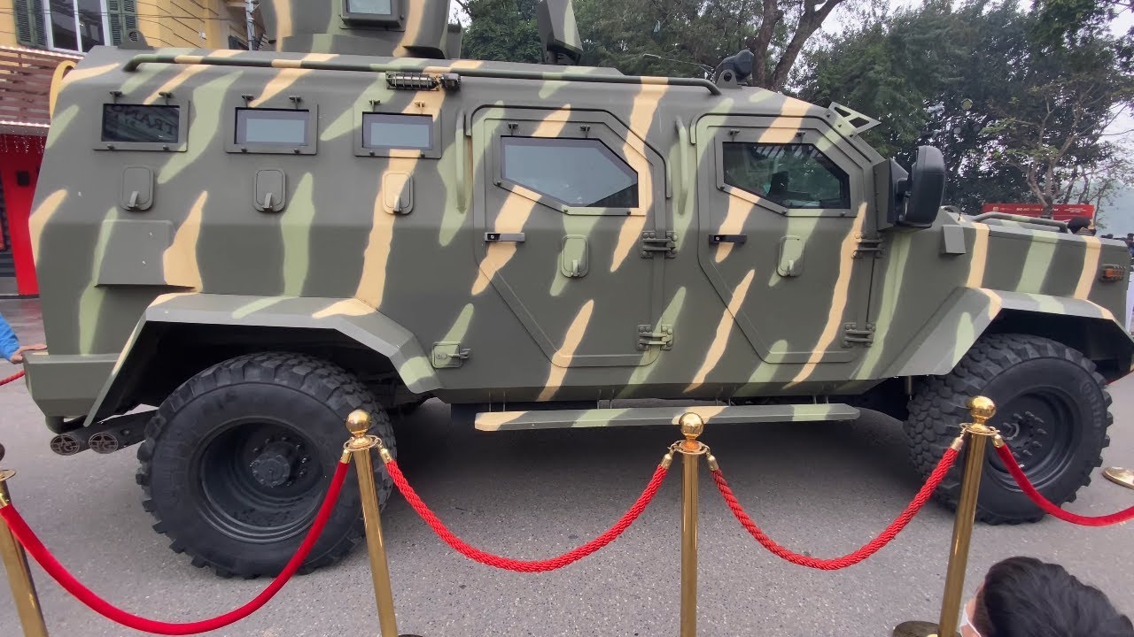IAG 4x4 Guardian Tactical Xe Quân Sự Chống Dạn - TRUCK 365 - YouTube