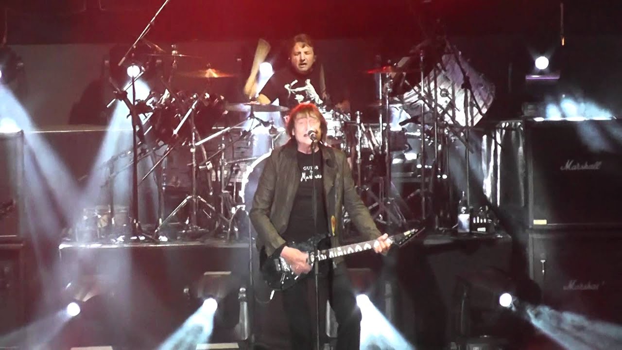 PUHDYS LIVE IN KAMENZ 2012 - intro/LangeweileOben/Jeder Ton - YouTube
