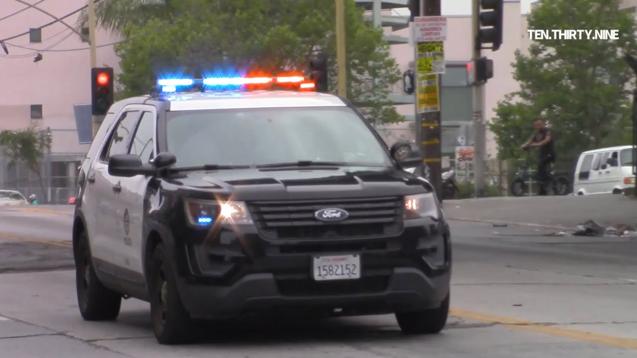 LAPD UNITS RESPONDING CODE 3 - YouTube