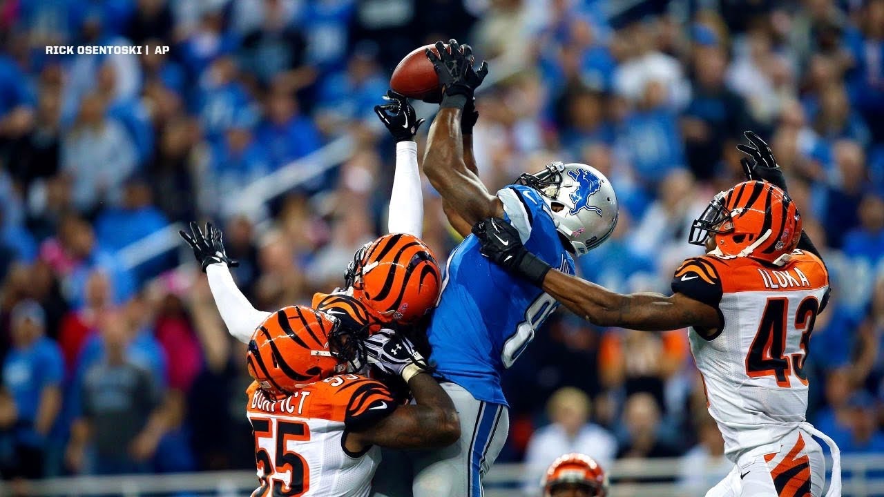 Calvin Johnson’s Incredible Touchdown Catch Over 3 Defenders 2013 ...