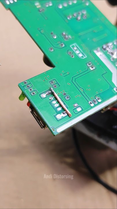 How to Remove a USB Port Using Simple Tools #tips #desoldering #soldering #trick #simple #tools ...